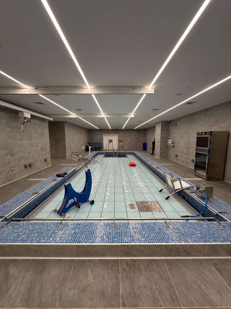 Qatar | Doha: New project - Movable swimming pool floor with two ...